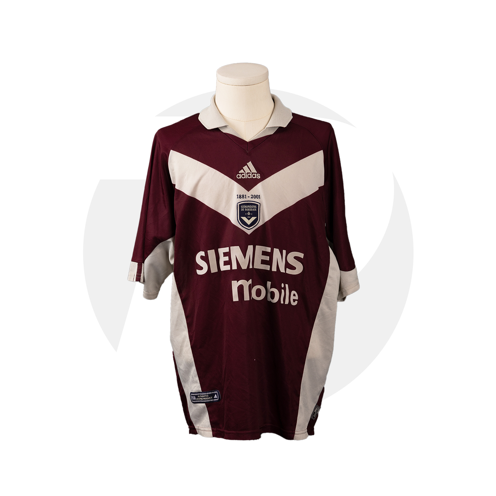 2023-24 Manchester United Home Kit MAINOO#37 with Autograph